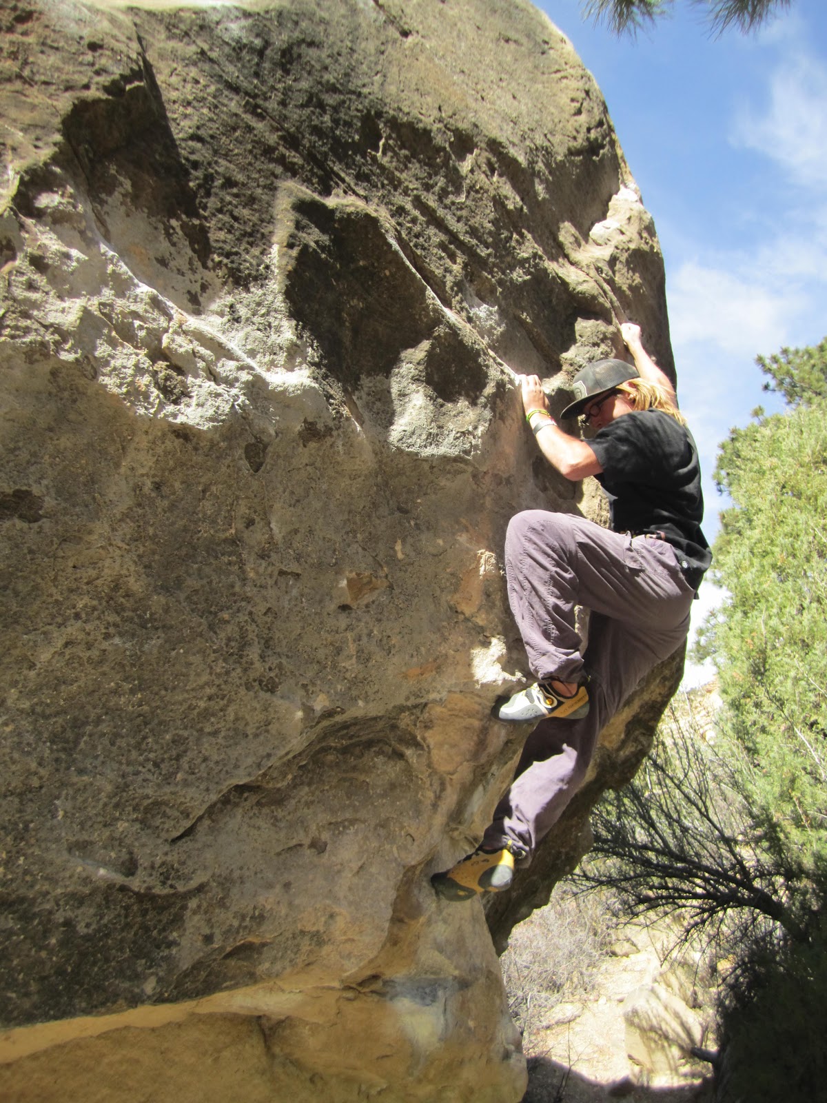 Bouldering in Joe's Valley, Utah - Steve Weiss - Mountain Enthusiast