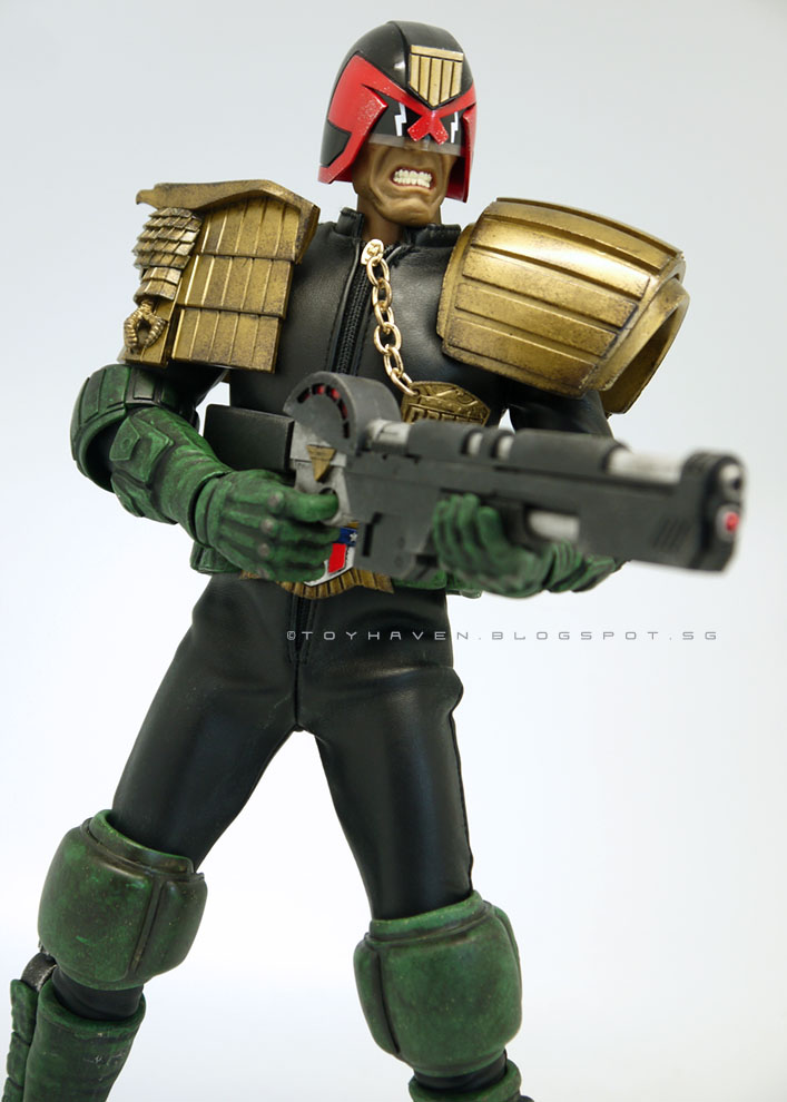 toyhaven: Review II: 2000 AD x ThreeA 1/6th scale Mega-City One JUDGE ...