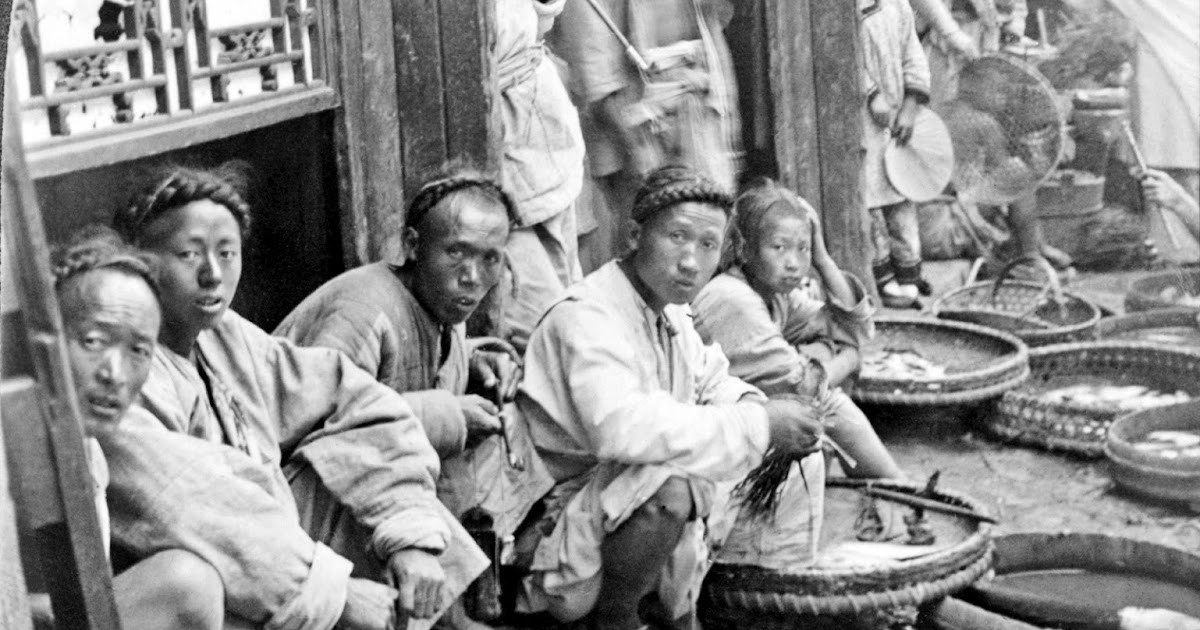 History in Photos: Vintage China