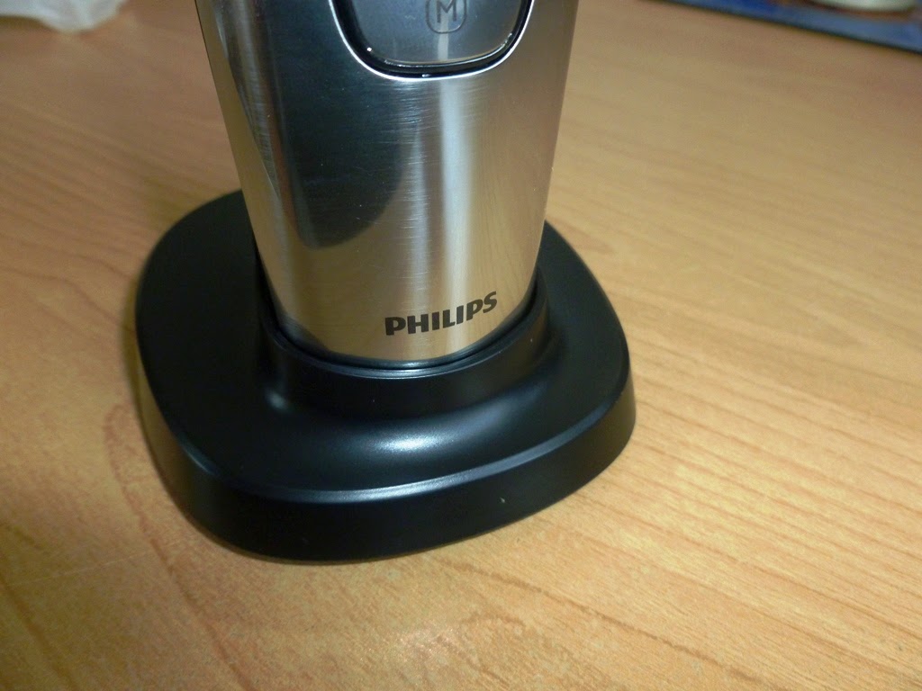 Shira`s Testwelt : Philips Series 9000 Haarschneider