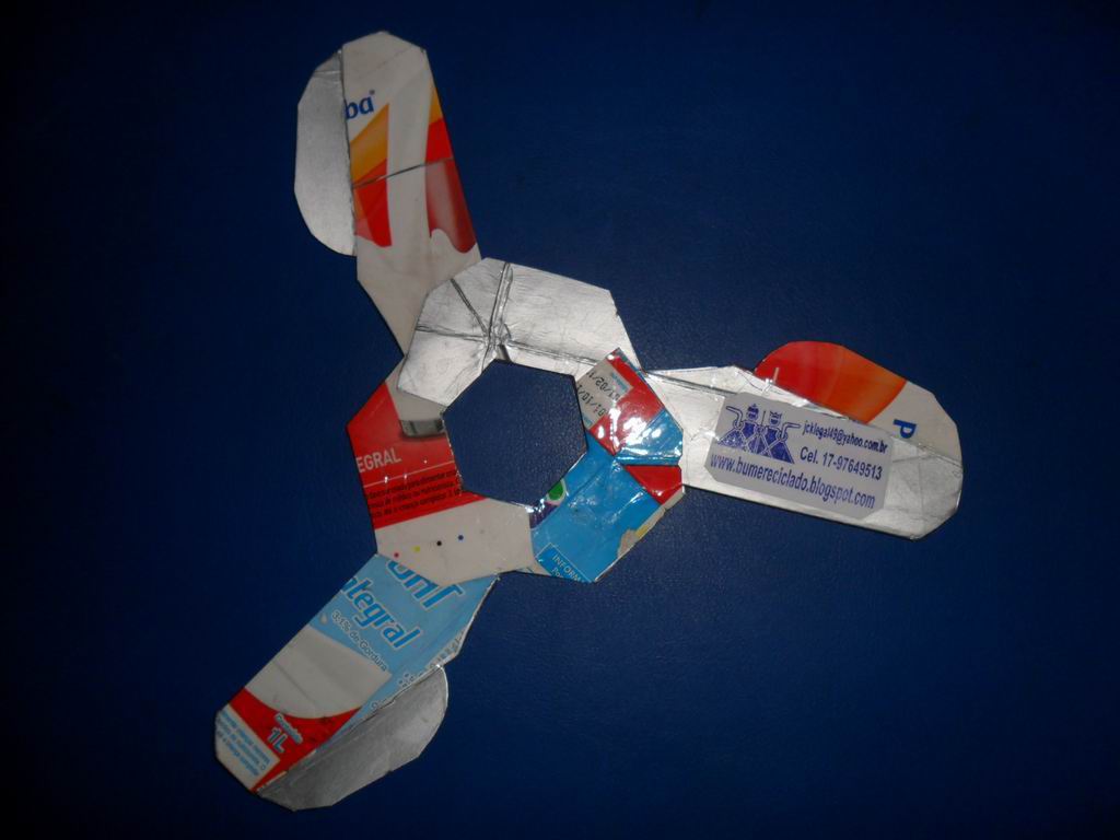 Bumerangue de Papel: Modelos atuais de bumerangue de papel