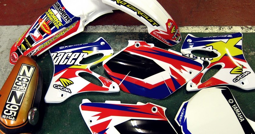 STANDARD CUSTOM PAINT: new graphics