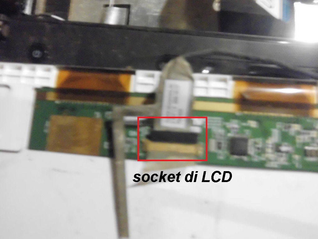 Cara Mengganti Layar LCD Laptop yang Rusak - Masputz.com