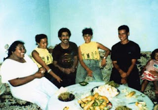 ƮᏲҾ дևծιστøρία.: Rockin' Raï Rebel: Cheb Khaled's Earliest Albums - An ...