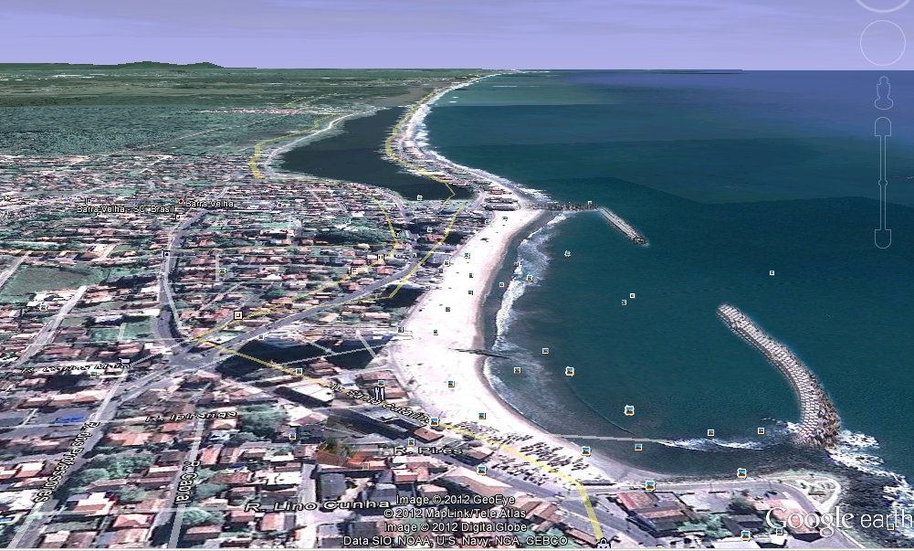 Praia Central de Barra Velha: ameaça a vista...