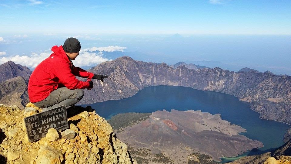 Climbing mount Rinjani package Lombok island Indonesia: Climbing Mount ...