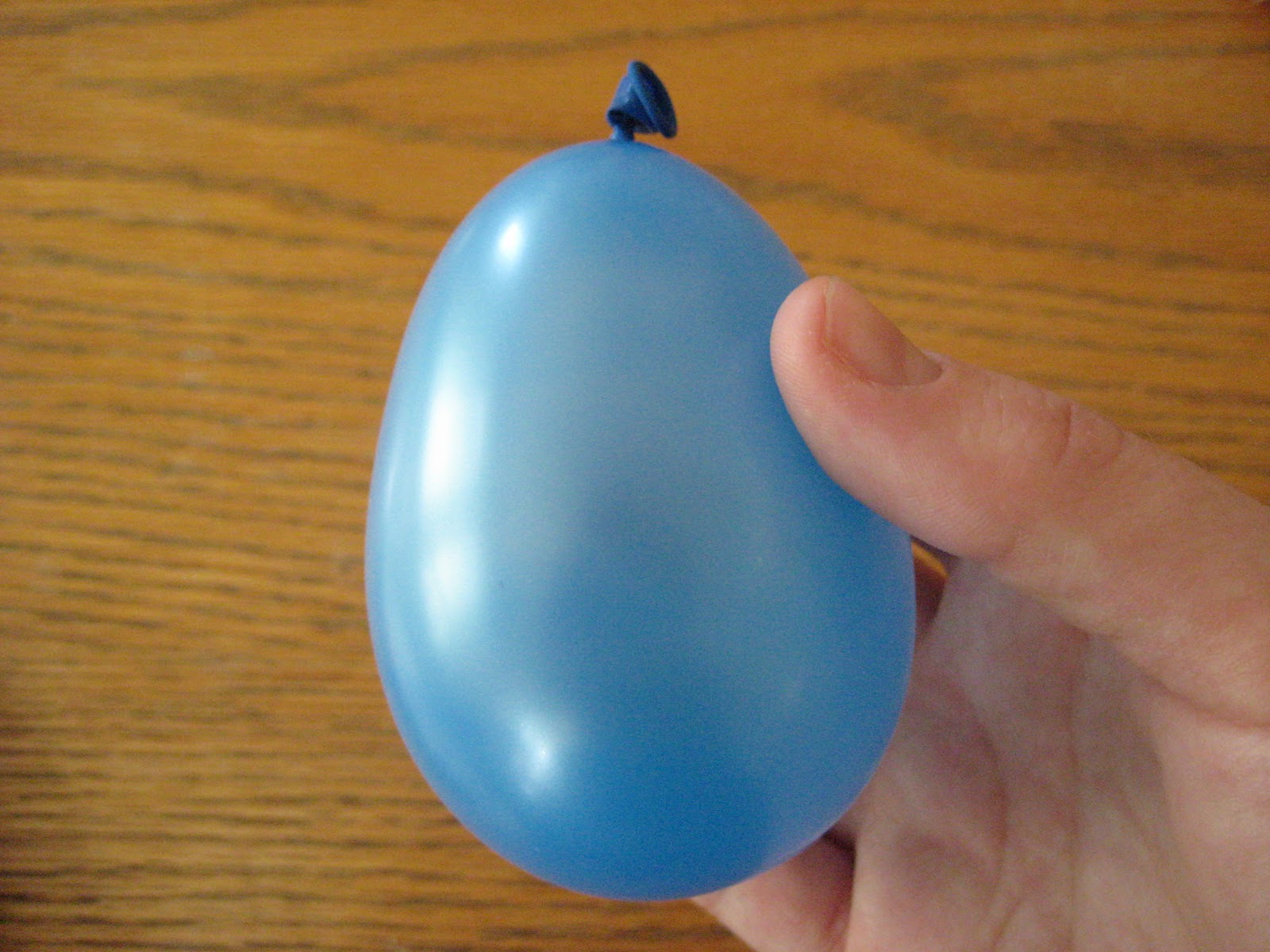 Holly Goes Lightly: String Easter Eggs