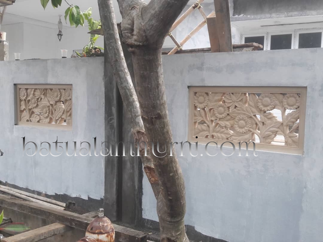 Loster Pagar motif bunga Matahari