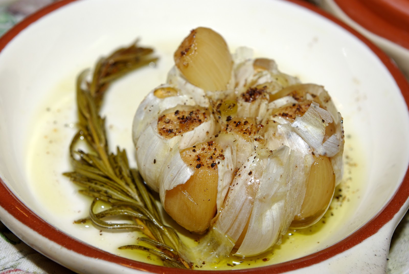 Mennonite Girls Can Cook: Roasted Garlic
