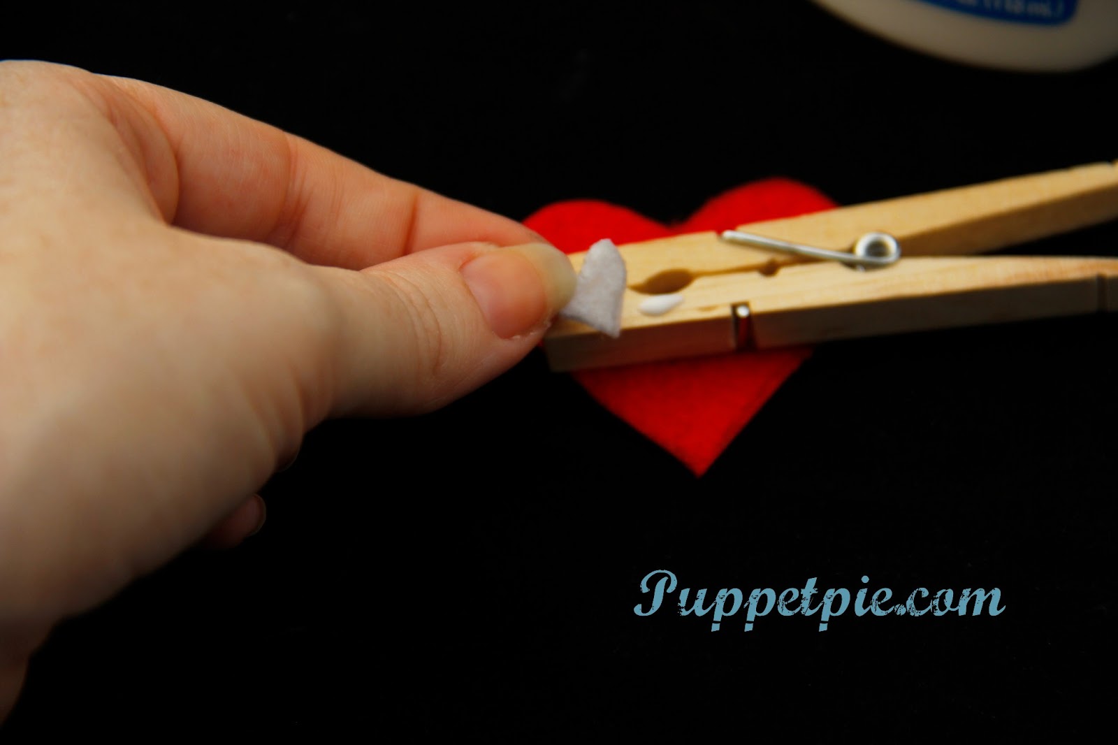 Puppet Pie: Valentine Puppet Tutorial