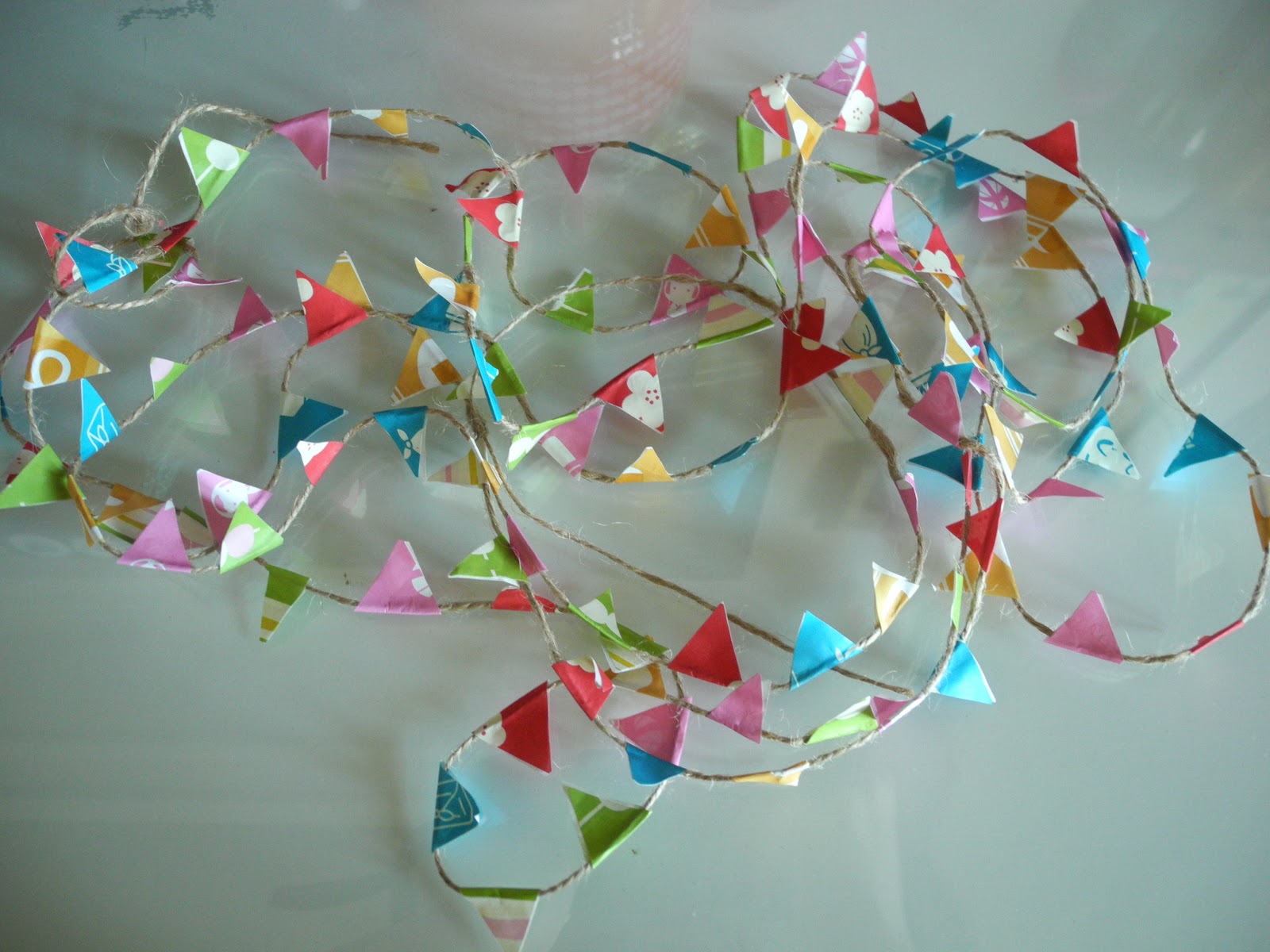 Build Me Up Buttercup: DIY PARTY BANDERITAS