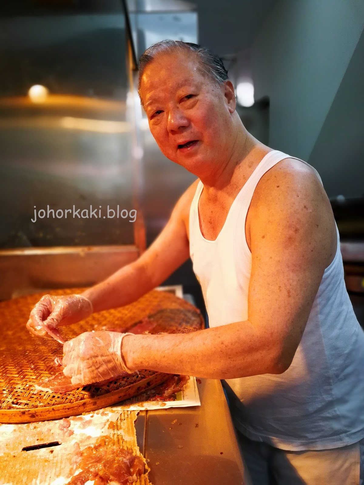 Kim Hock Seng Bak Kwa. Artisanal BBQ Pork Slices 金福成肉乾 |Tony Johor Kaki ...
