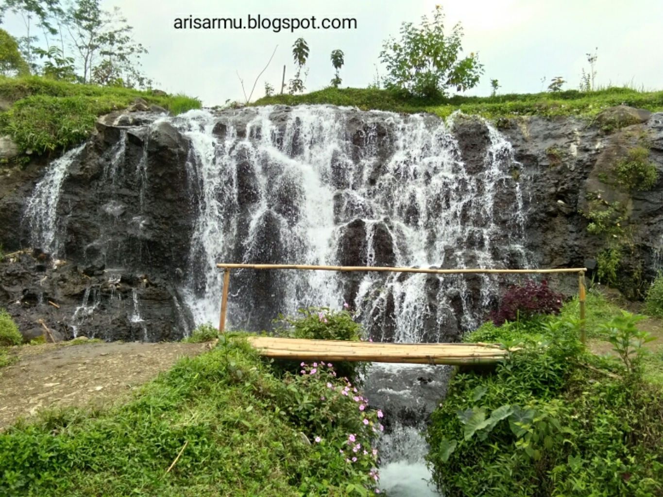 Curug Telu (waterfall), Karangsalam-Baturraden