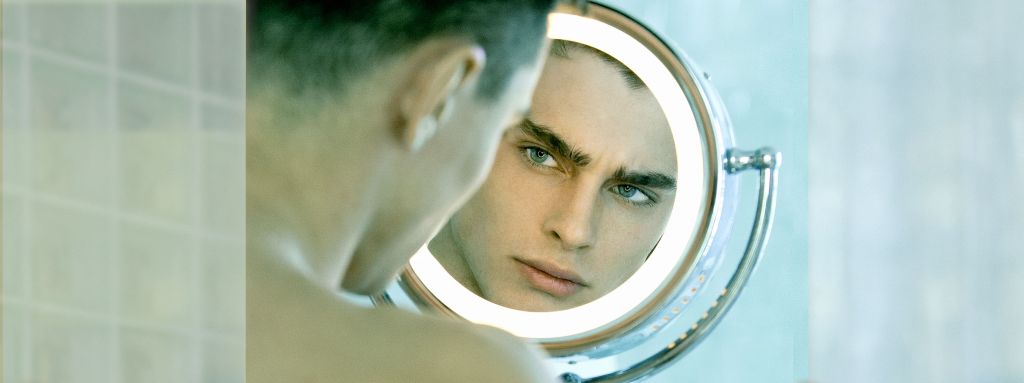 Favorite Hunks & Other Things: From Russia With.... Roman by David Vance