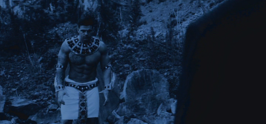 25 Days of Gays: Vampires: Lucas Rising (2014) ~ DC's Men of the Moment