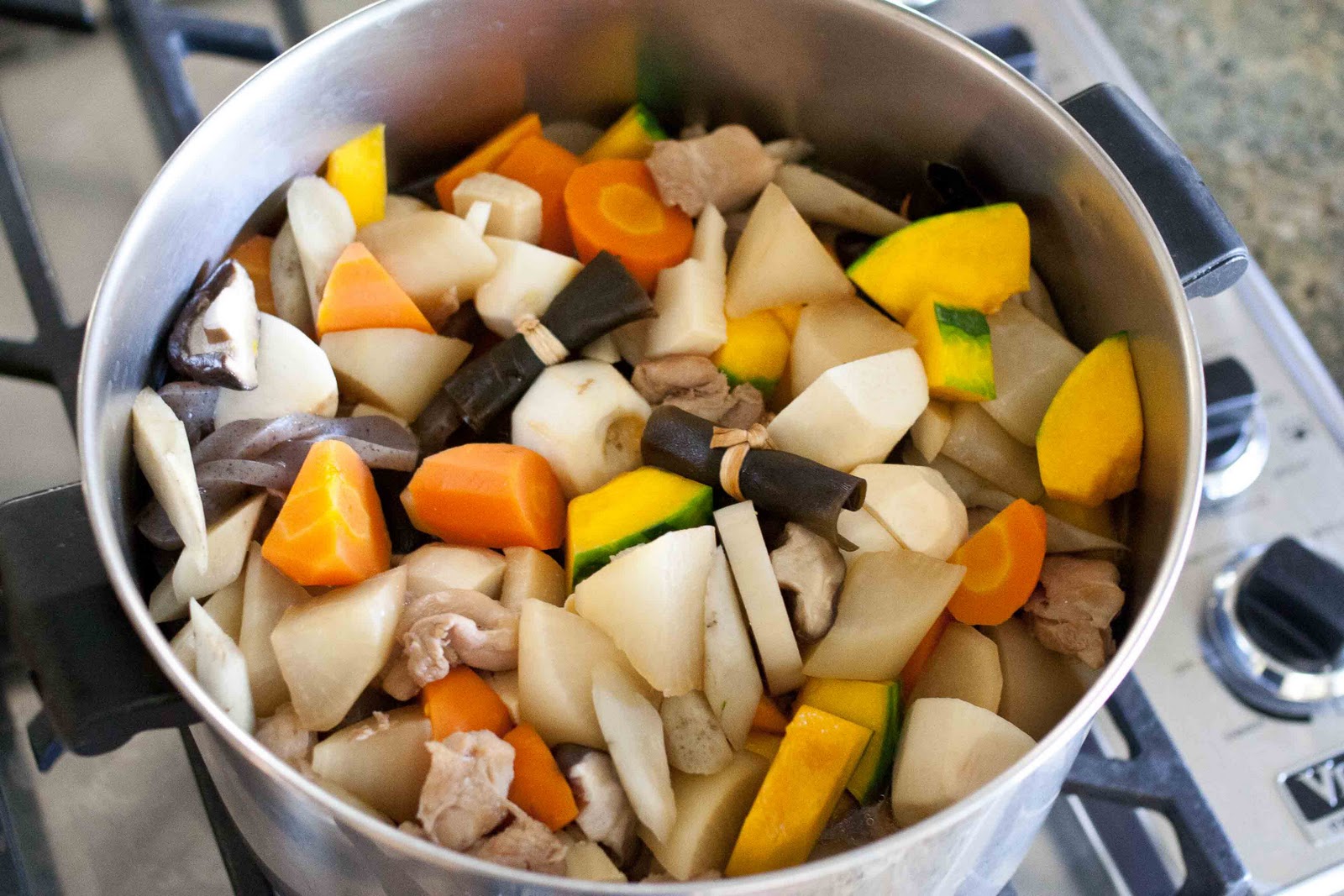 FOODjimoto: Umani--Japanese Stew with Vegetables with Chicken