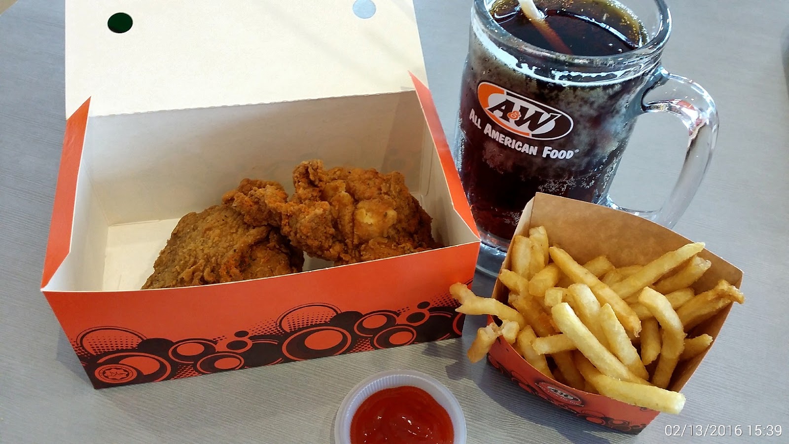 the GOODINGEST fast food fried chicken