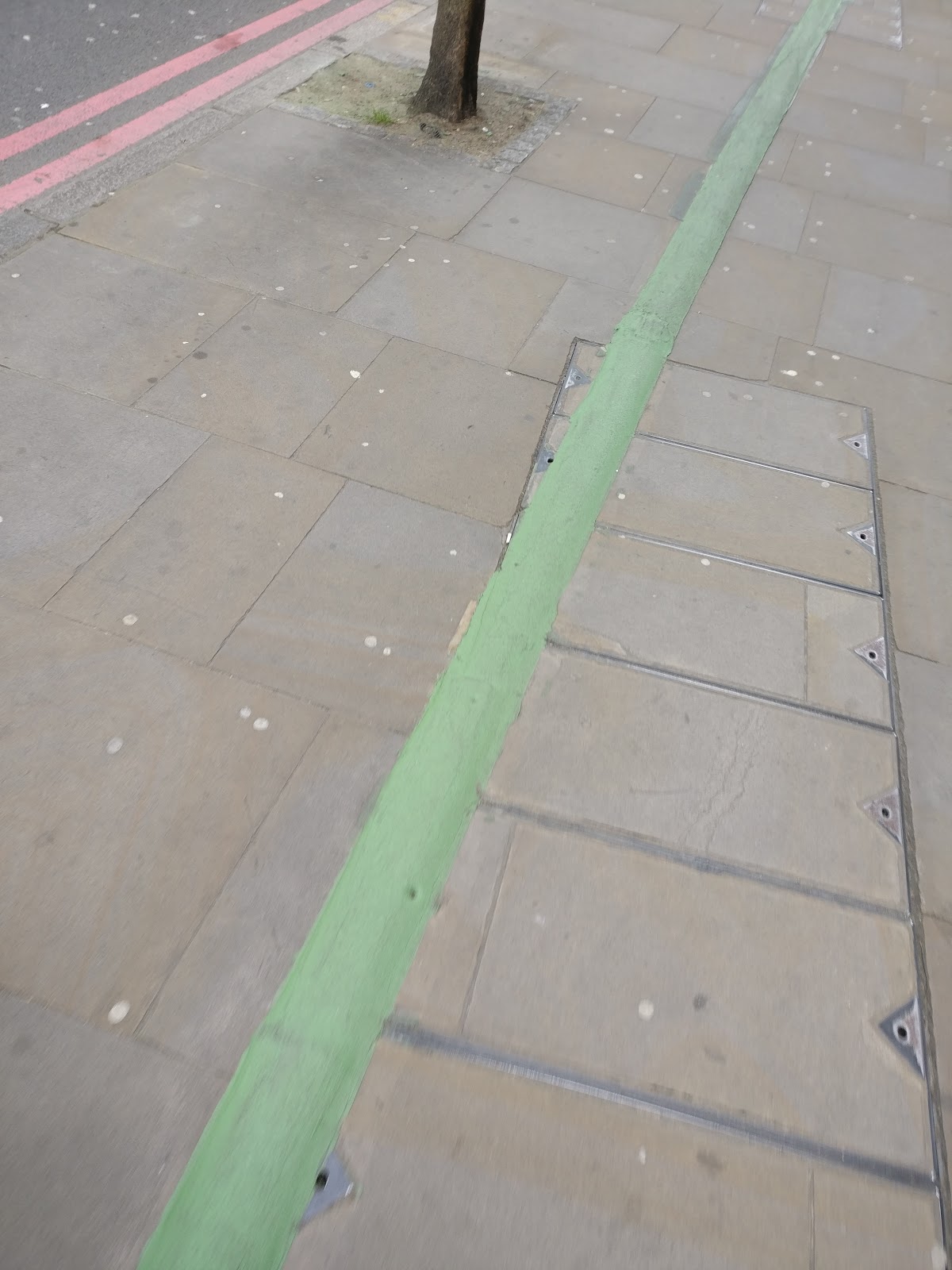 margaret-cooter: The green line - Moorfields to Old Street