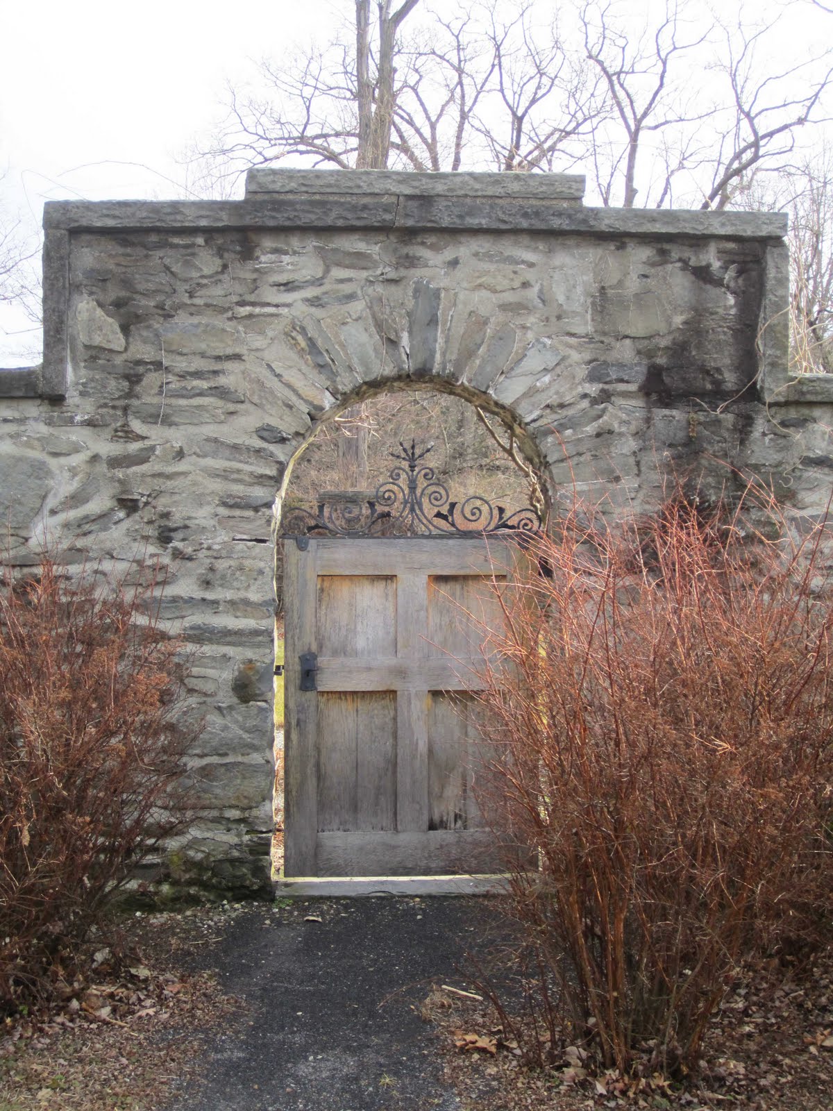 BIG OLD HOUSES: January 2012