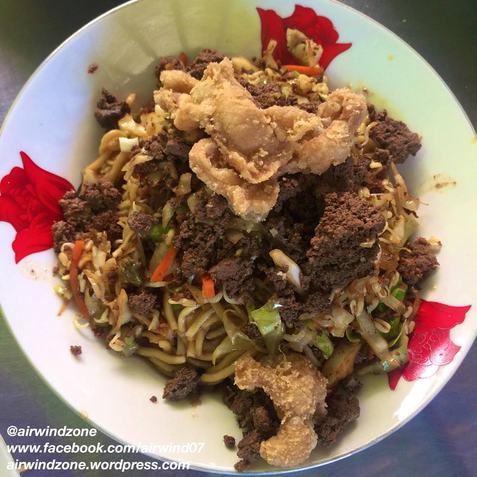 airwindzone: Pancit Batil Patong of Tuguegarao City