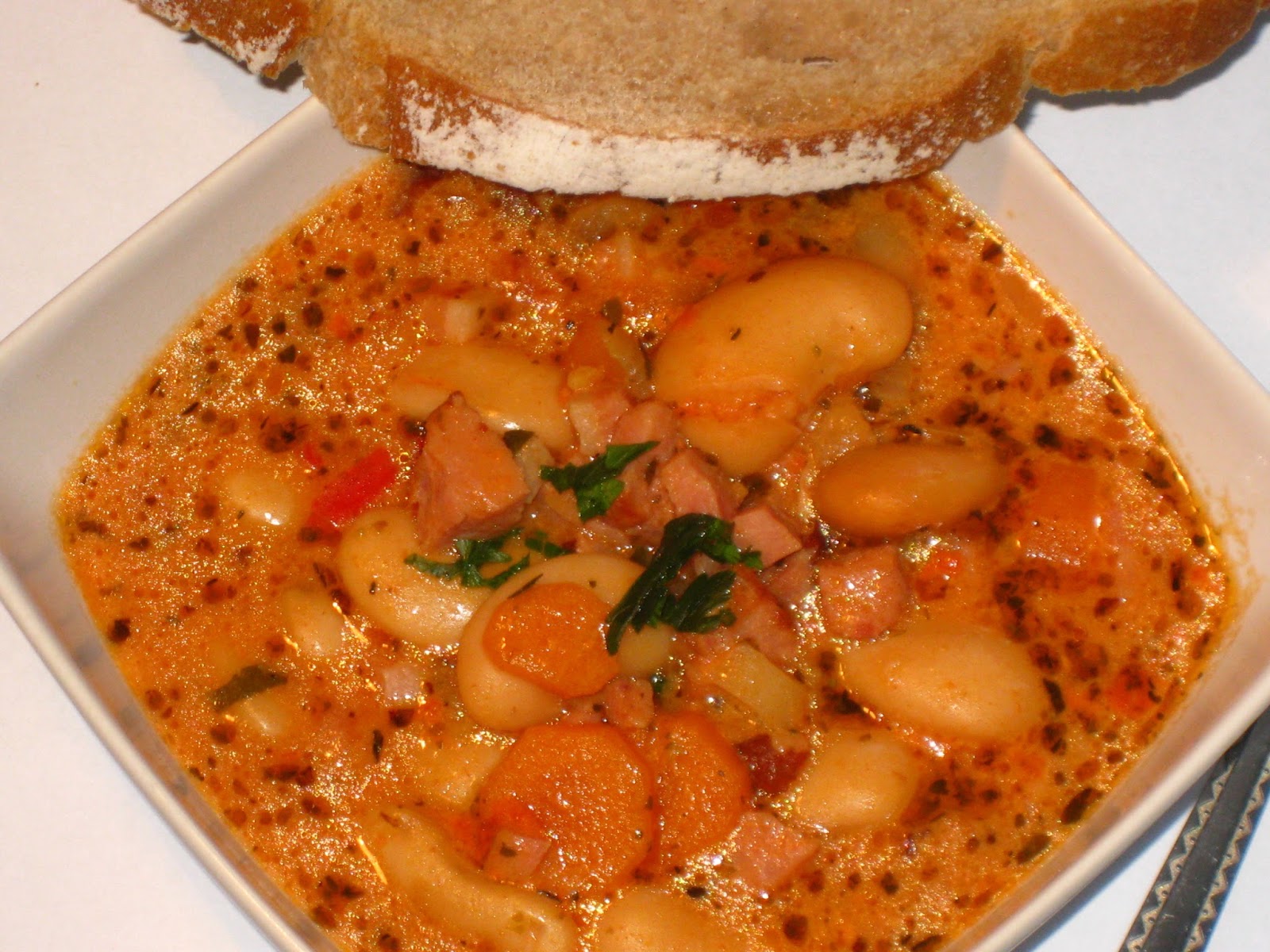 Zakątek Smakosza: Fasolka po Bretońsku