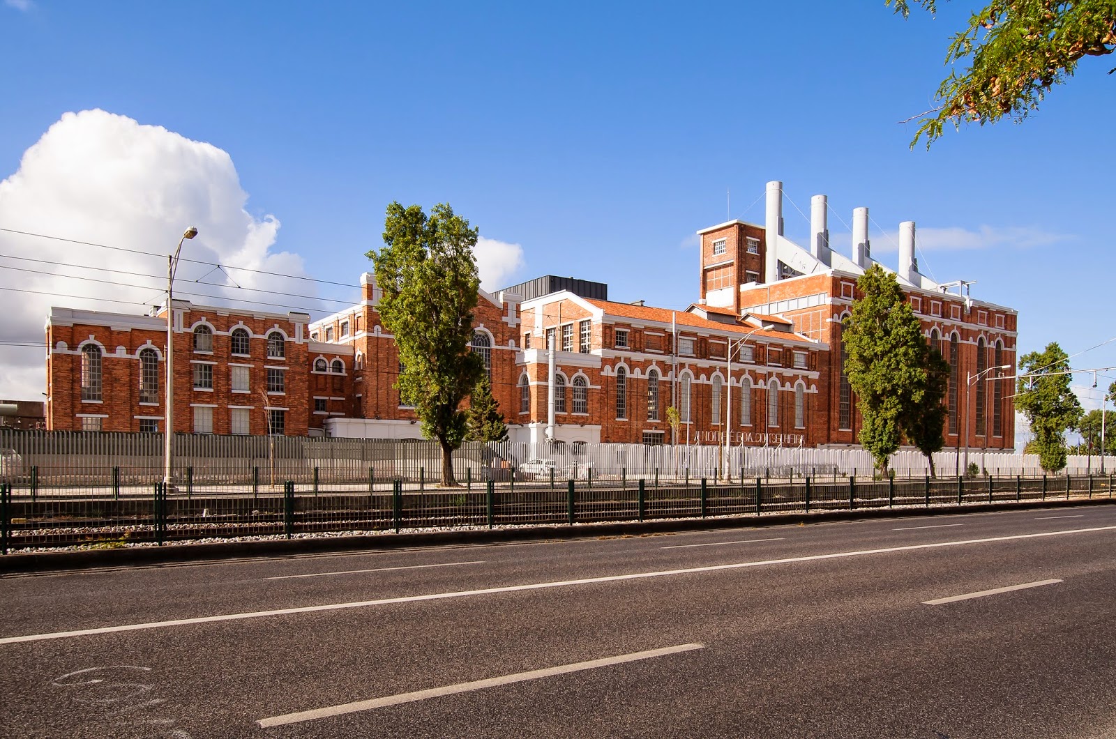 Lisboa - Comparações com outros tempos: Central Tejo