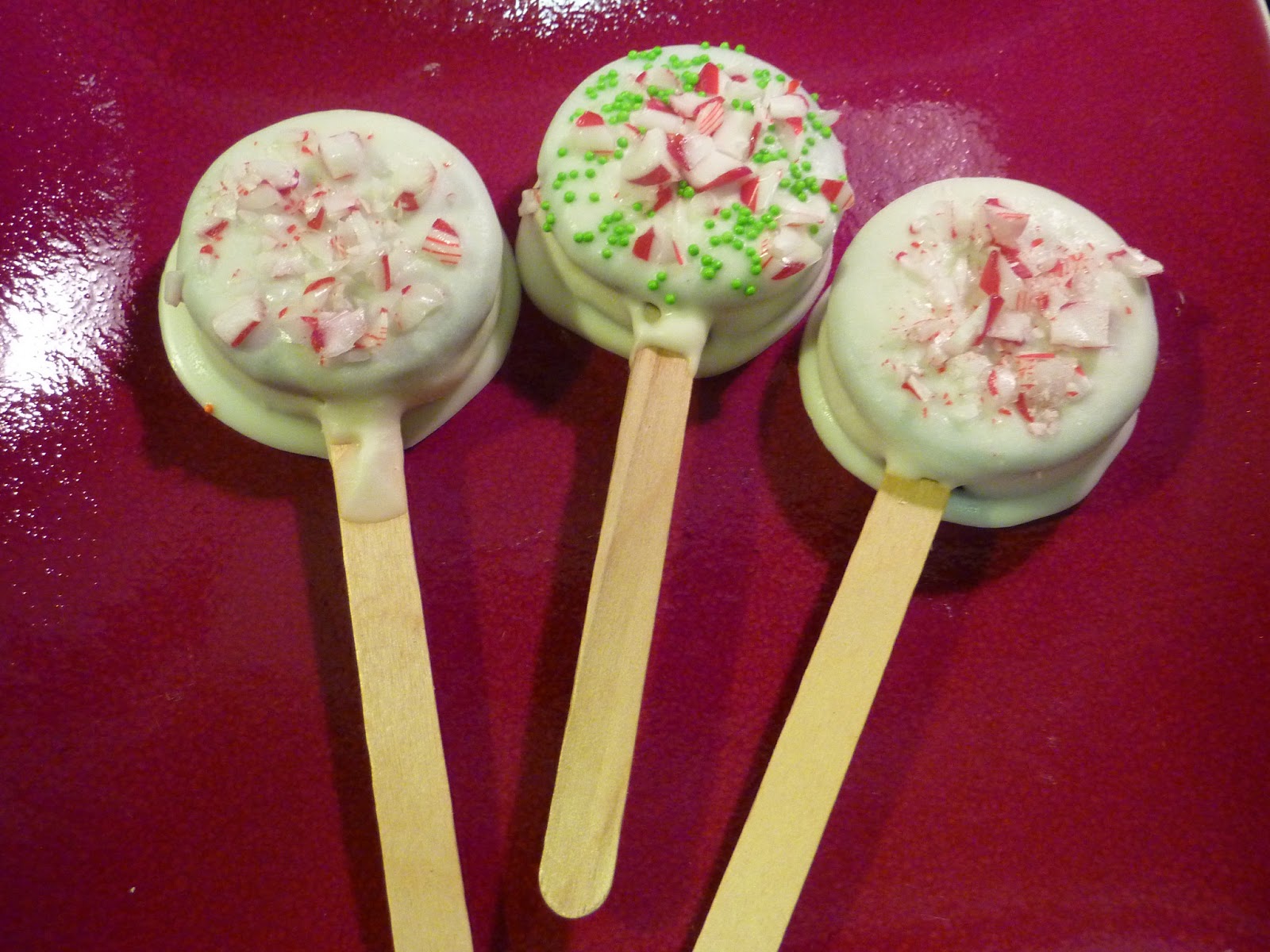 the ugly 13: Vanilla or Chocolate Dipped Oreo Cookies