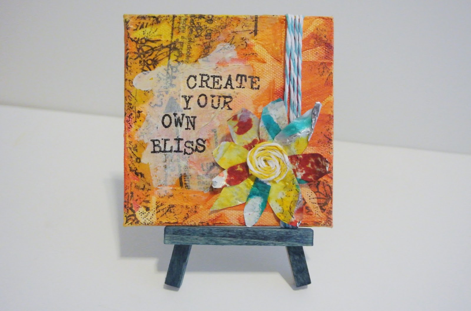 frog dog studio: How To Create a Mini Mixed Media Canvas