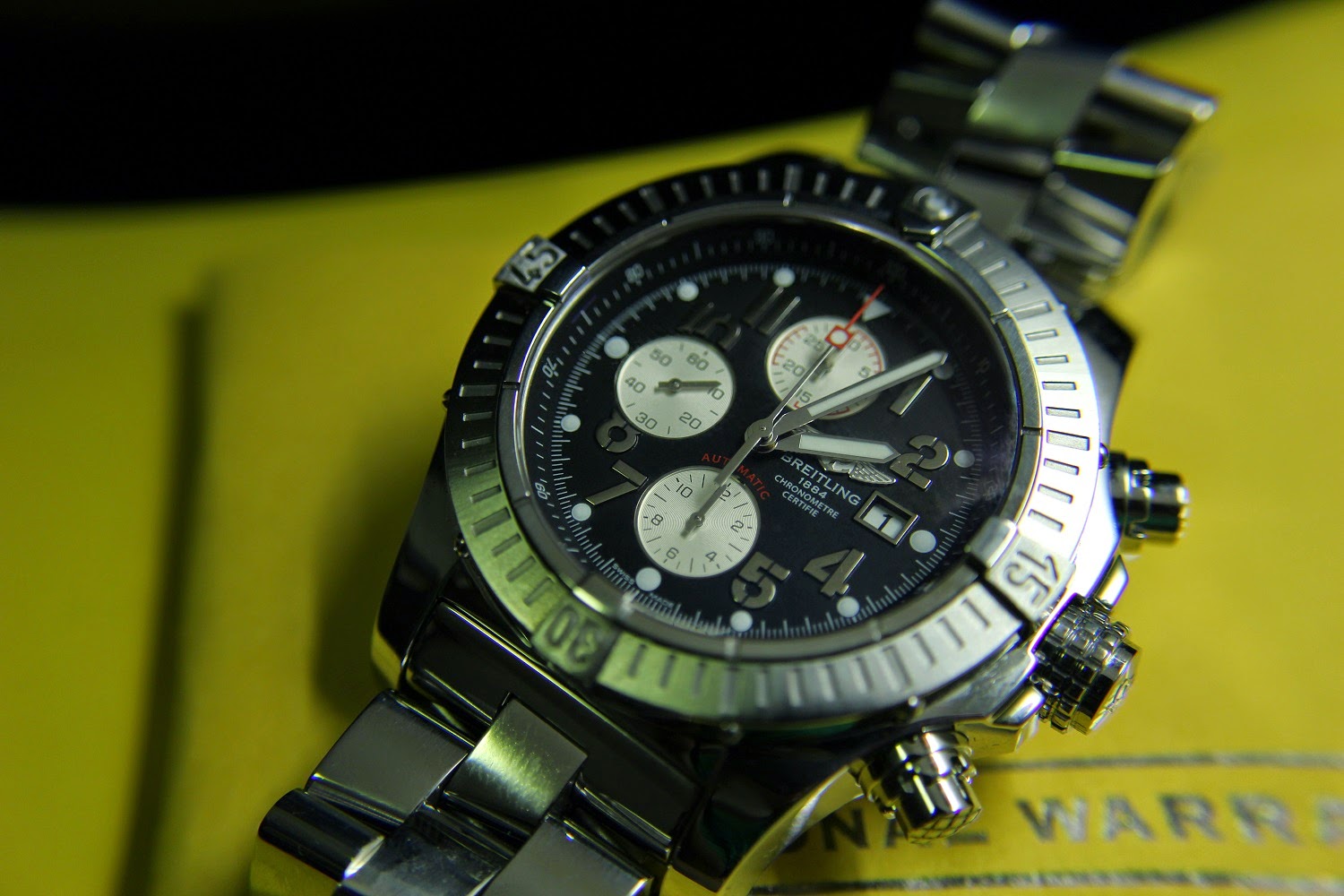 JAM TANGAN BREITLING AEROMARINE SUPER AVENGER - Jam Tangan Keren
