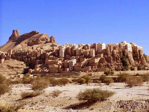 Keindahan Desa Mud Brick di Wadi Hadramaut dan Wadi Dawan Yaman ...
