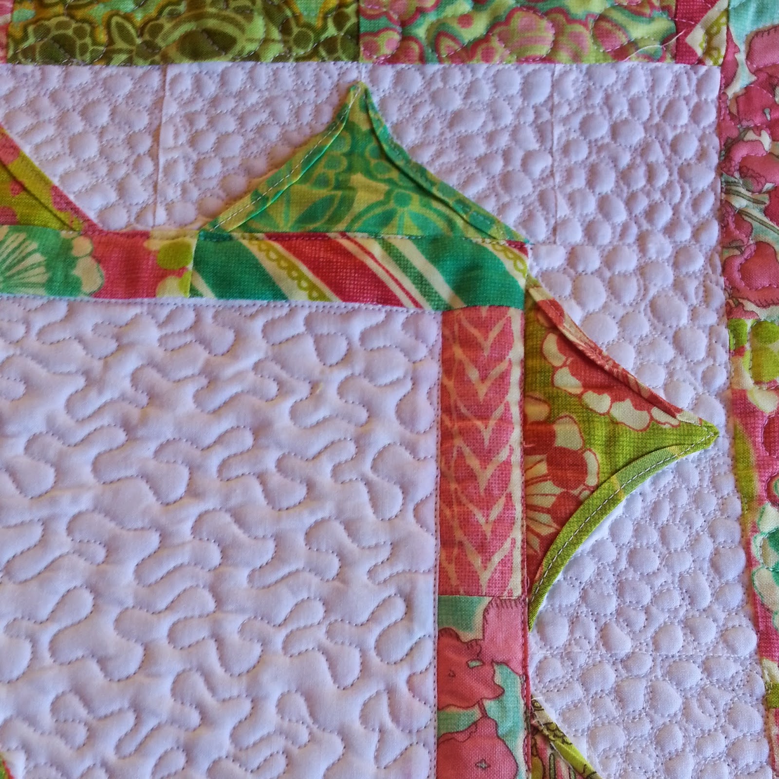 Darvanalee Designs Studio : 5 minute Block Quilt #69