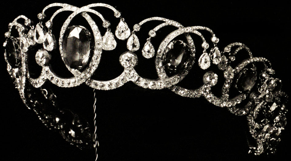 Tiara Mania: Empress Maria Feodorovna of Russia's Sapphire Wave Tiara