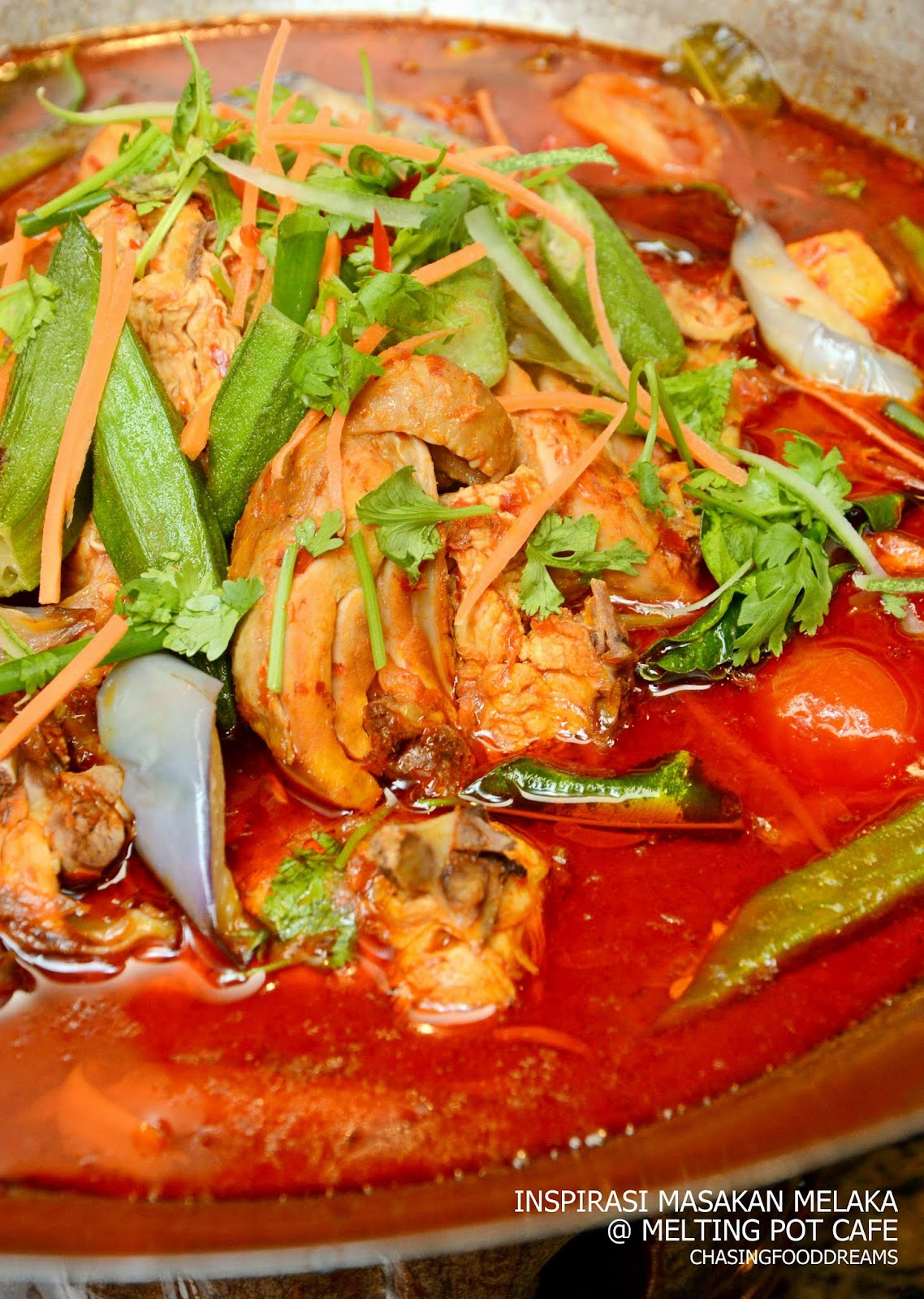 CHASING FOOD DREAMS: Buka Puasa @ Melting Pot Café, Concorde Hotel ...