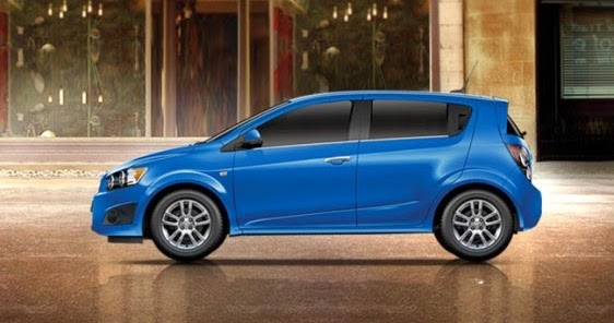 THE ULTIMATE CAR GUIDE: Car Profiles - Chevrolet Sonic Hatchback (2012 ...