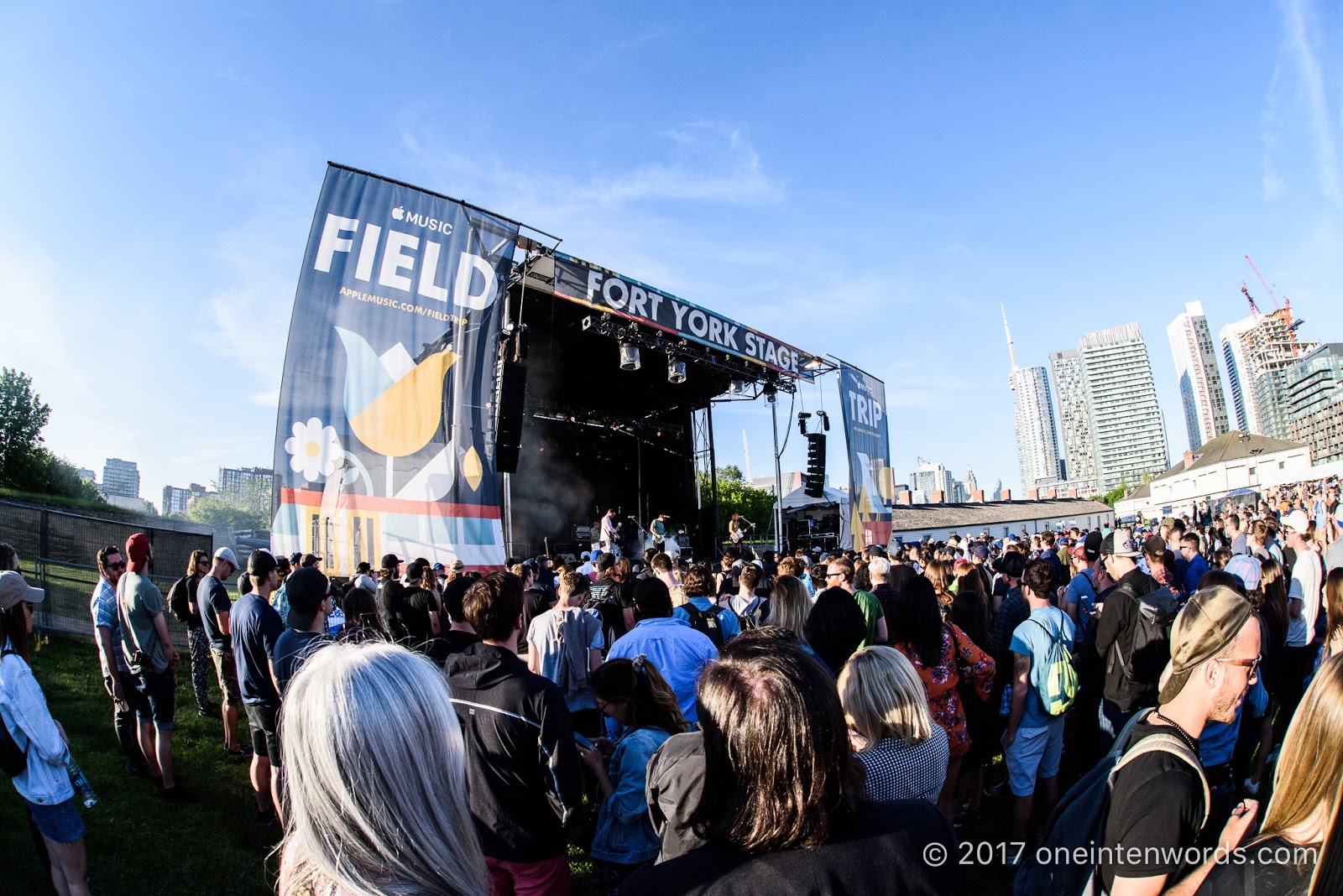 one in ten words: Field Trip 2017: Day 1 - Concert Photos