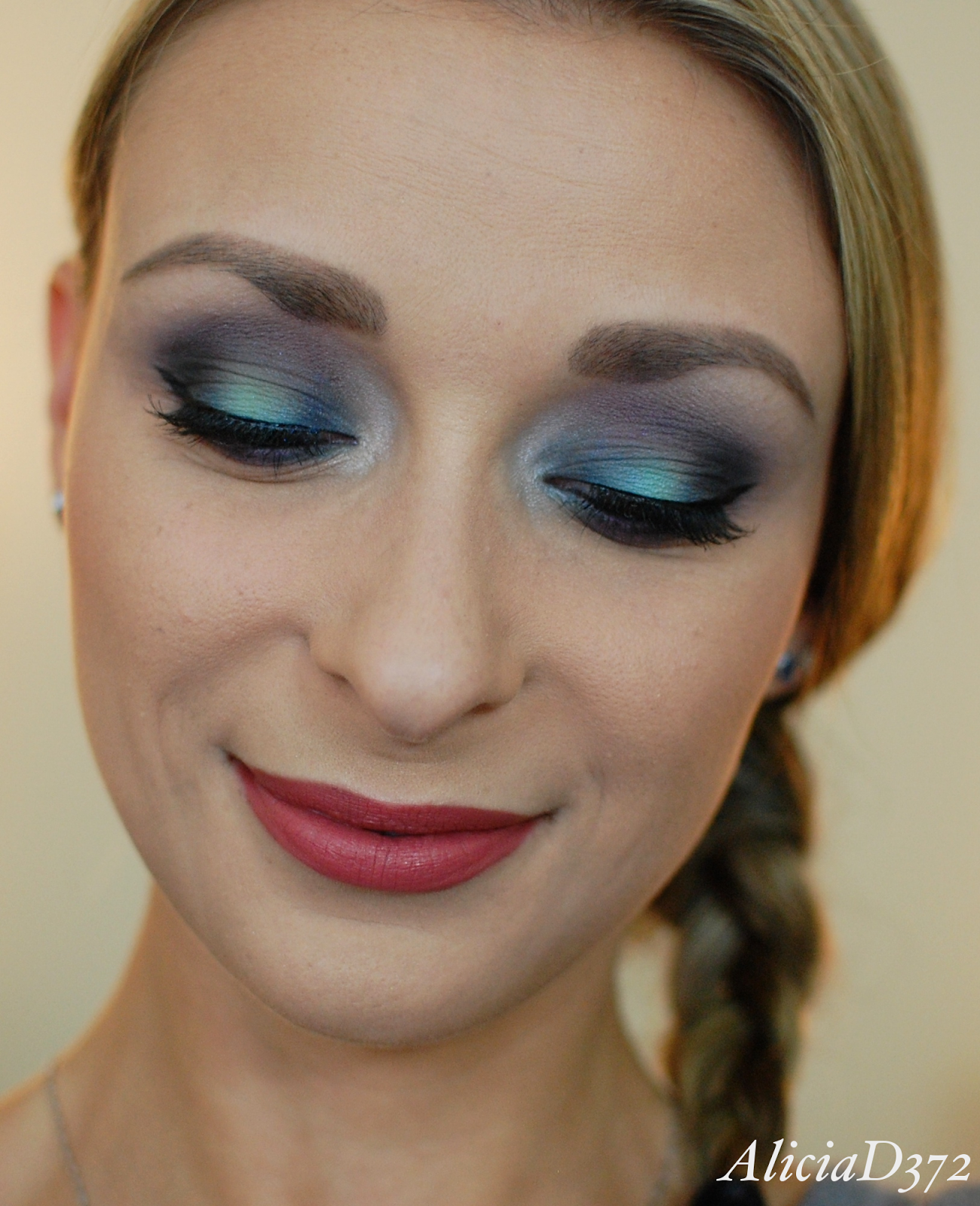 AliciaD372 : Victorian Flashback Makeup Tutorial!