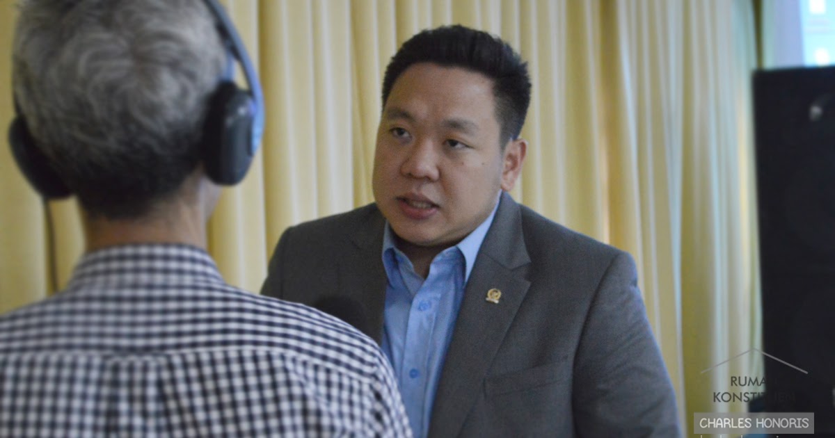 Charles Honoris News: DPR: TNI Dilatih untuk Perang, Bukan Menangkap ...