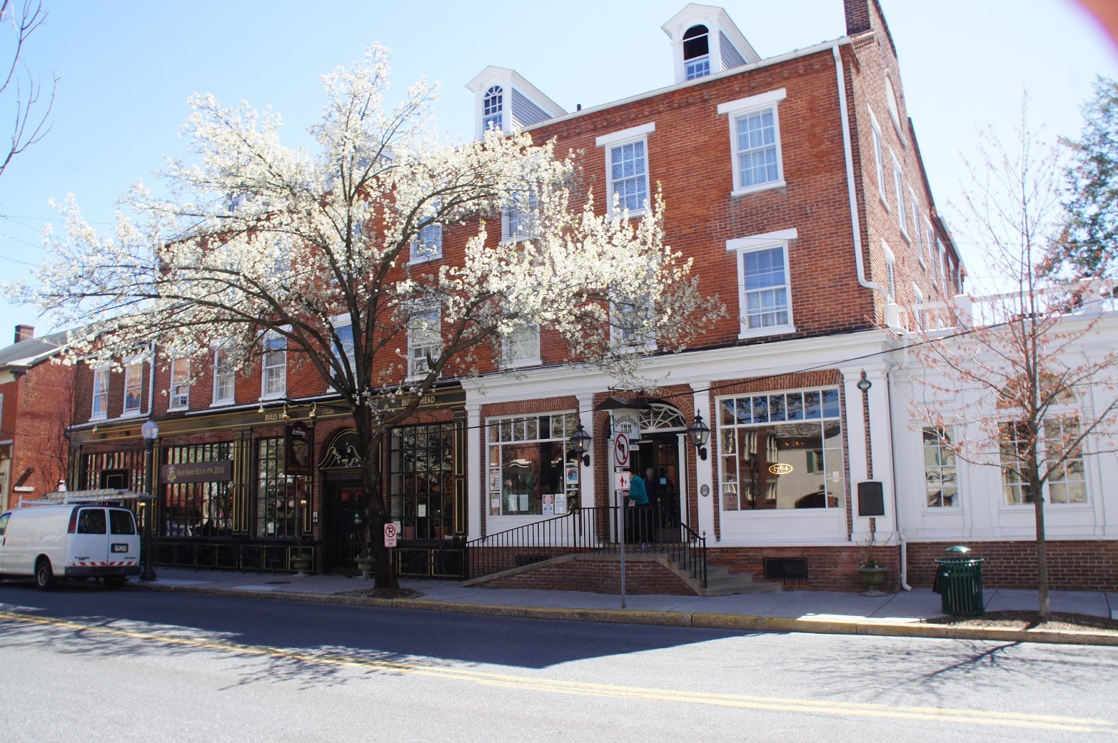 Extraordinary Stories From An Ordinary Guy: The "The Cool Town With A ...