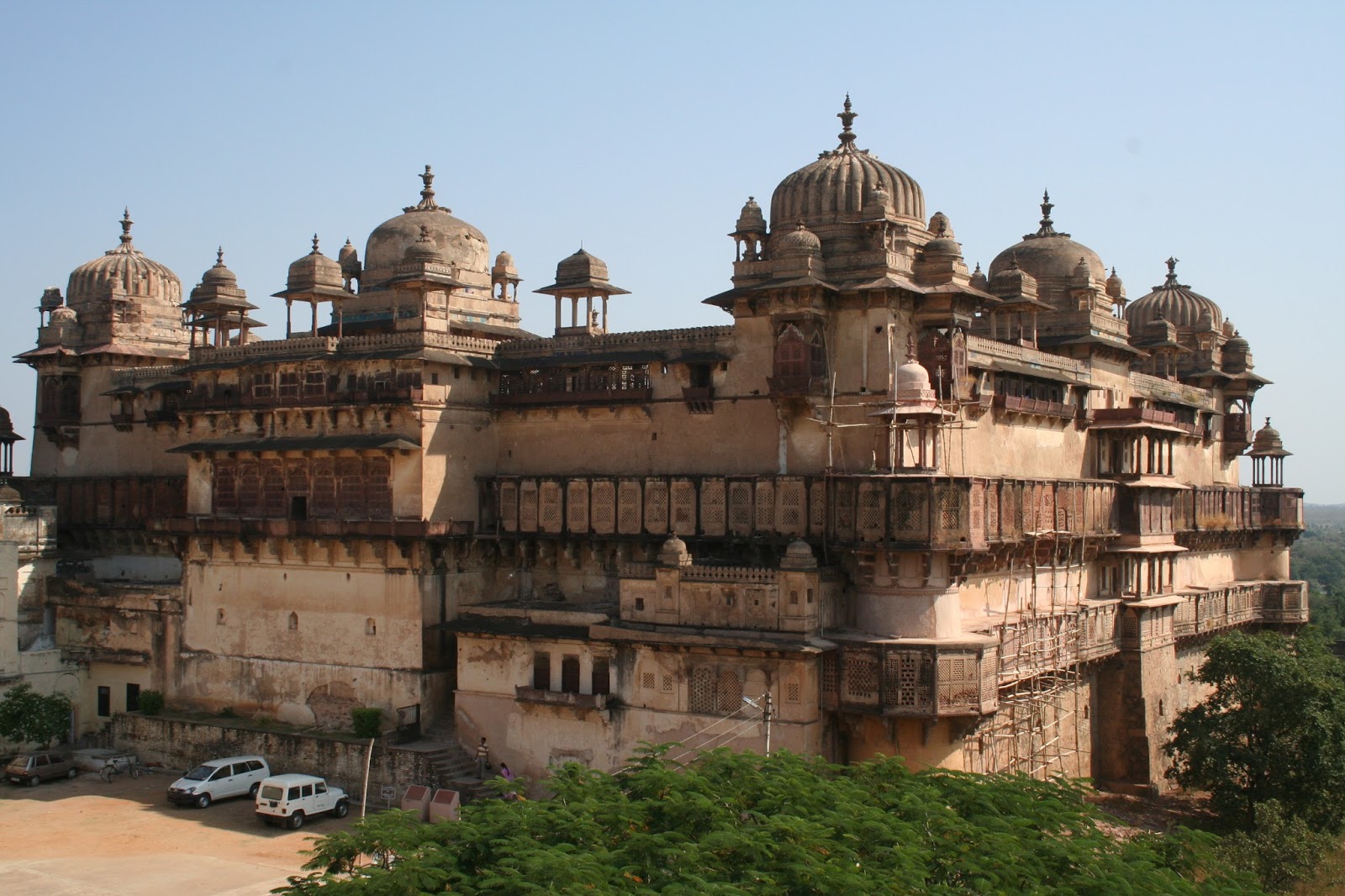View the World: Orchha Fort,Madhya Pradesh India