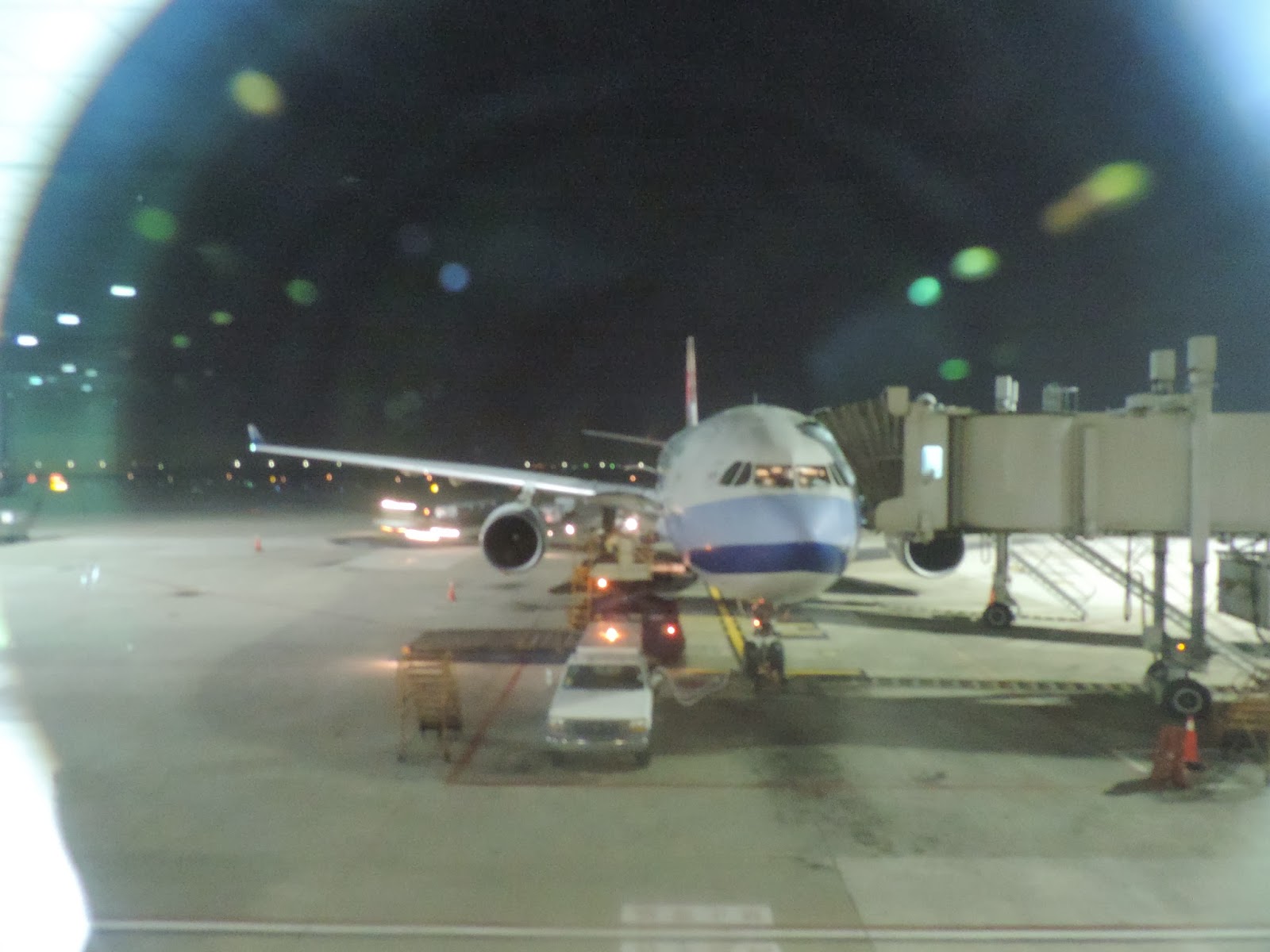 許自己一個飛行的夢: [中華航空] 31 JAN 2014 CI 2106 台北TPE-東京成田NRT 26F