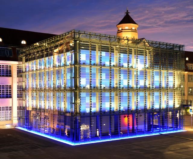 德國藝術與媒體中心ZKM - 教育部智慧博物館