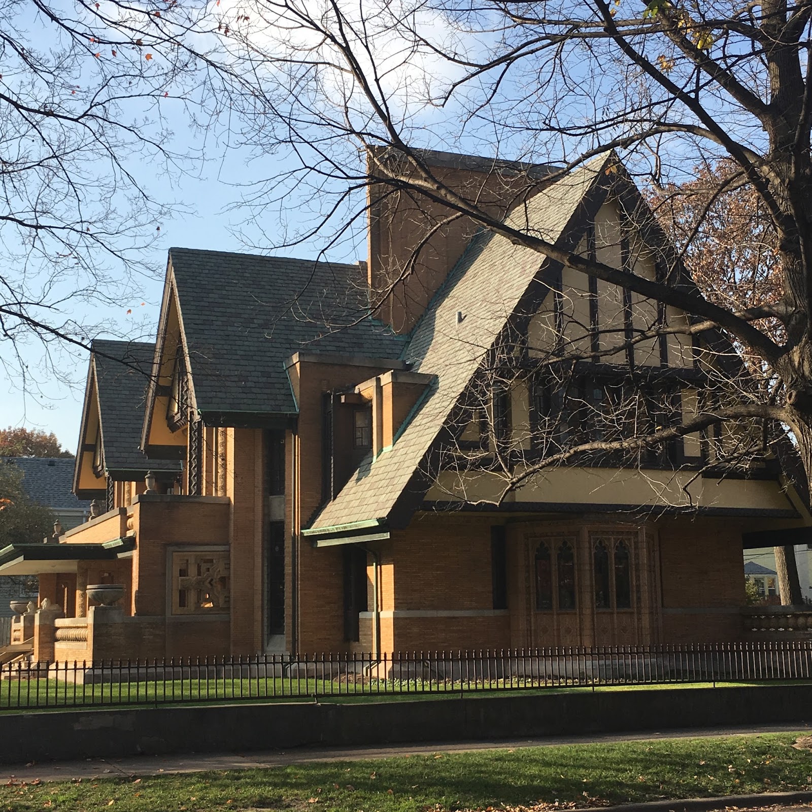 Vintage Grace: Here and About- Frank Lloyd Wright Walking Tour- Oak Park