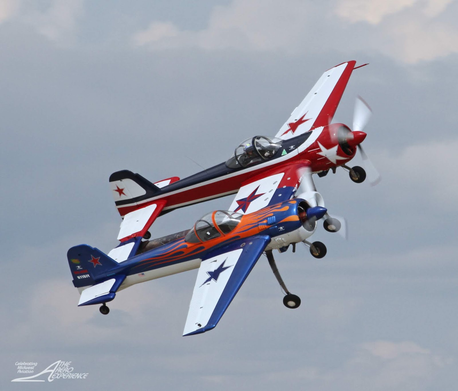 The Aero Experience: EAA AirVenture Oshkosh 2018: Airshows - Yak-110