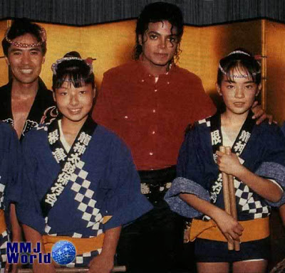 Michael Jackson in Japan Bad era | The jacksons, Michael jackson ...