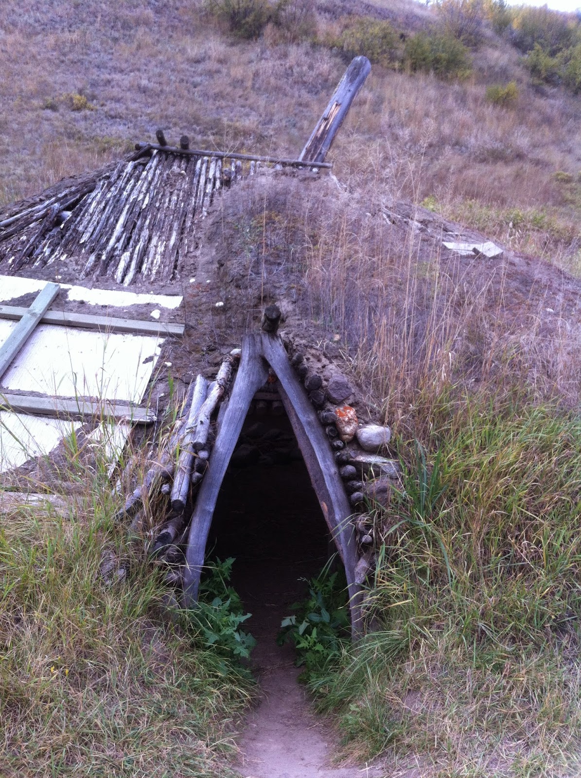 Essay-eh: Old pit houses at Xatsull Village