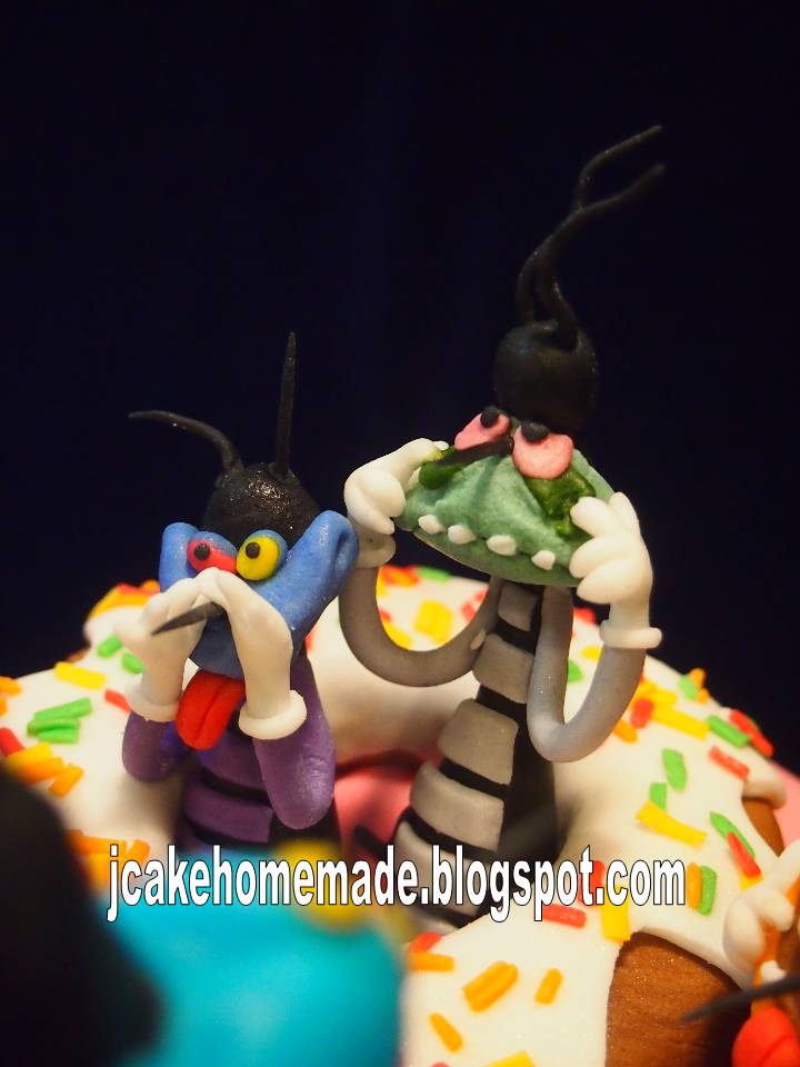 Jcakehomemade: Oggy and the cockroaches birthday cake/ Oggy和蟑螂蛋糕