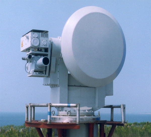 DEFENSE STUDIES: TR-47C: Radar Pengendali Tembakan KCR Clurit Class