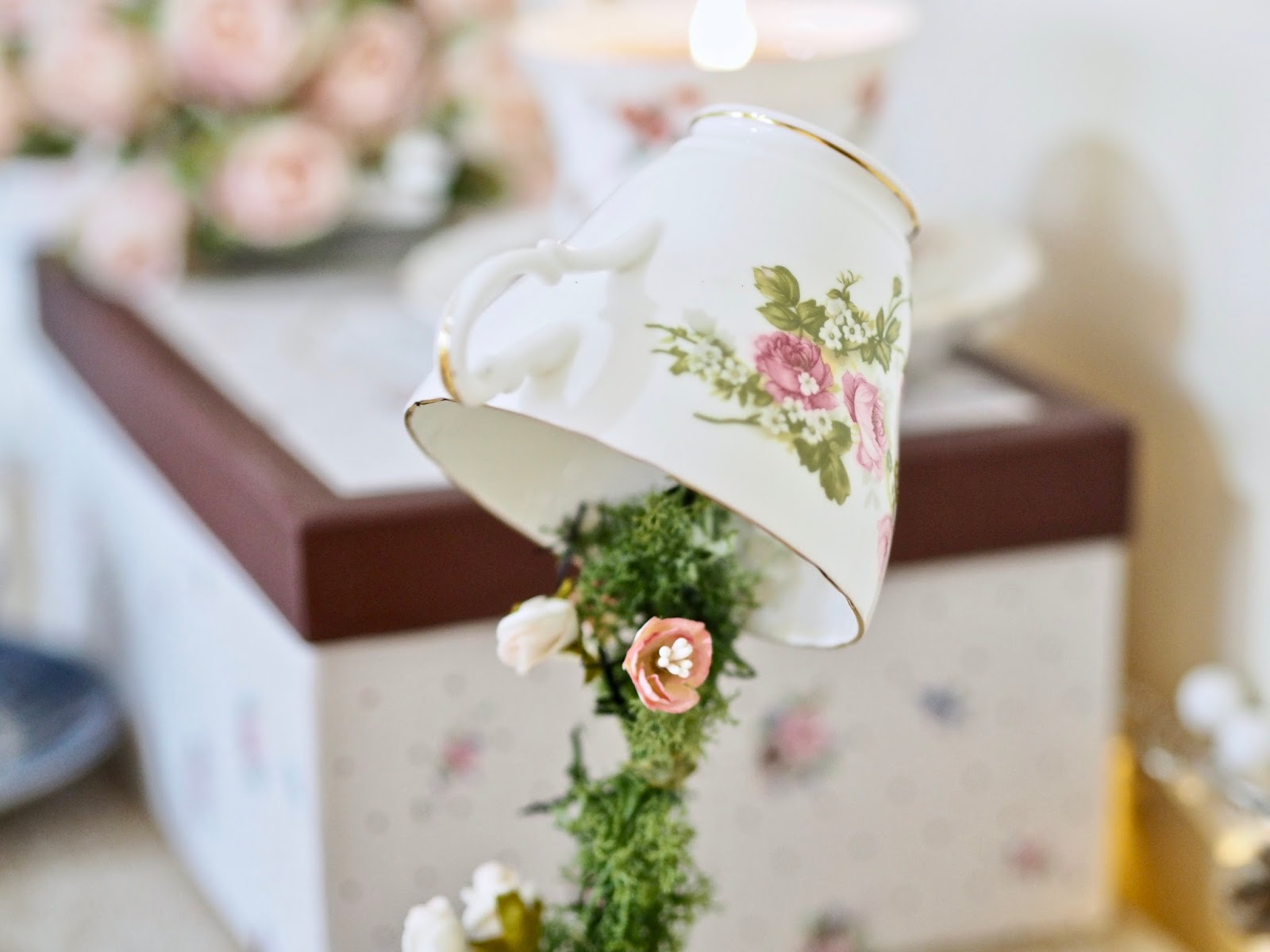 Video: Floating tea cup tutorial *updated. - Dainty Dress Diaries