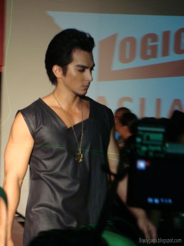 DEMIGODS: Logic Jeans Fashion Show