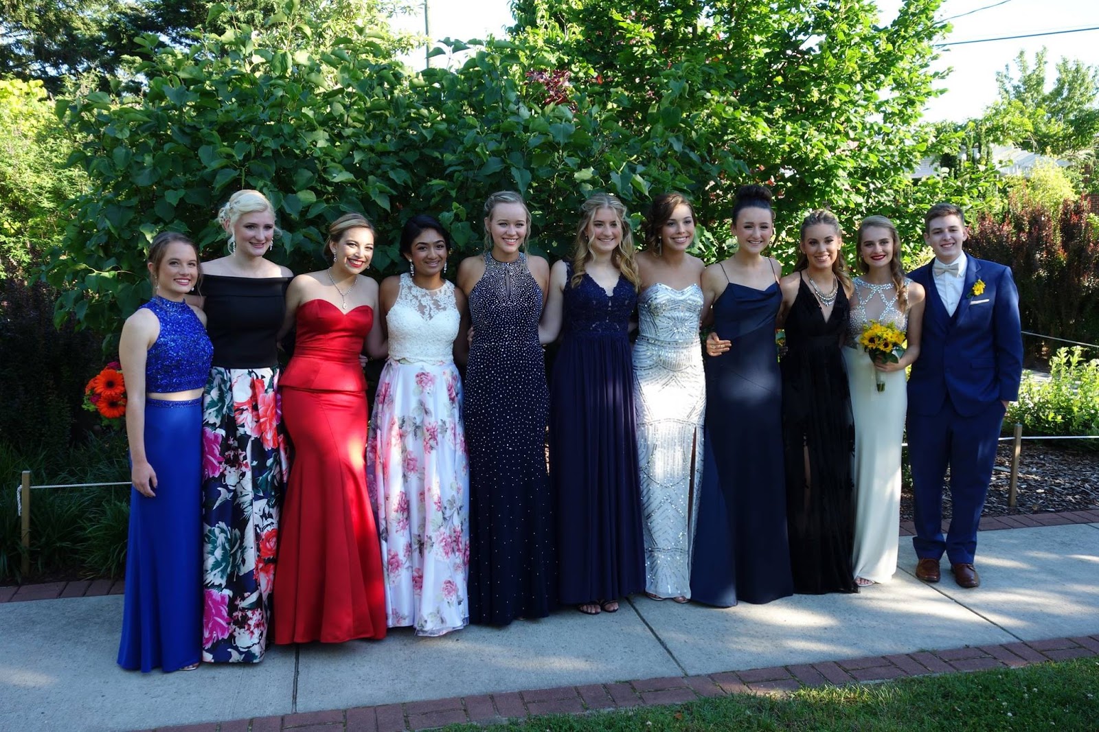 Another Prom..Another opportunity for Pumpkin Cars to sponsor Mainland ...